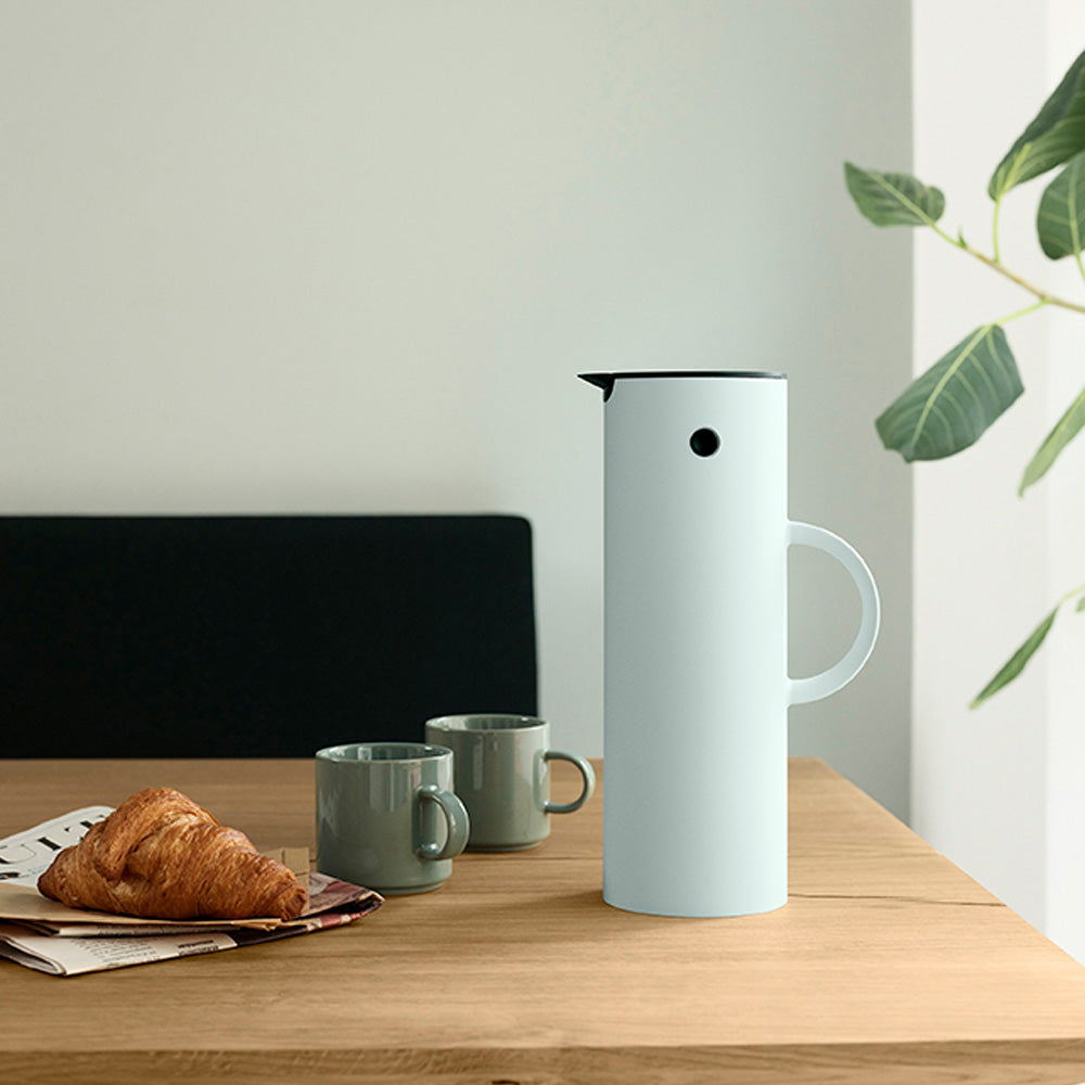 EM77 TERMOKANNE - SOFT ICE BLUE – A-kortet nettbutikk